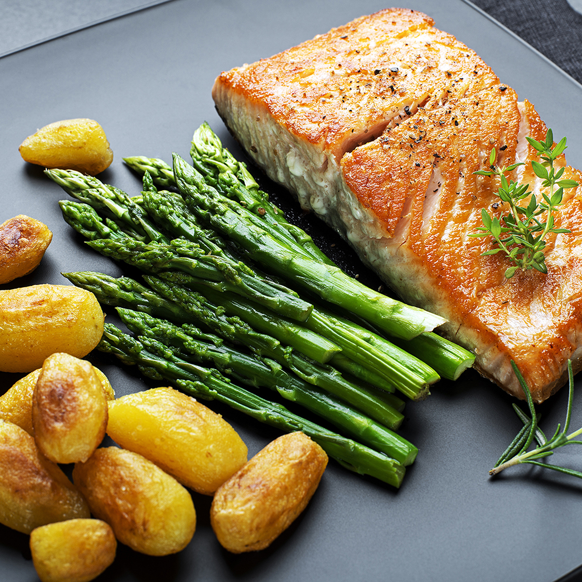 Frischer Fisch auf den Tisch – lebensmittelmagazin