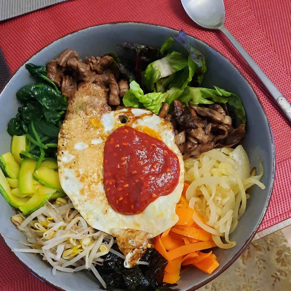 Bibimbap - Korea in einer Schüssel – lebensmittelmagazin